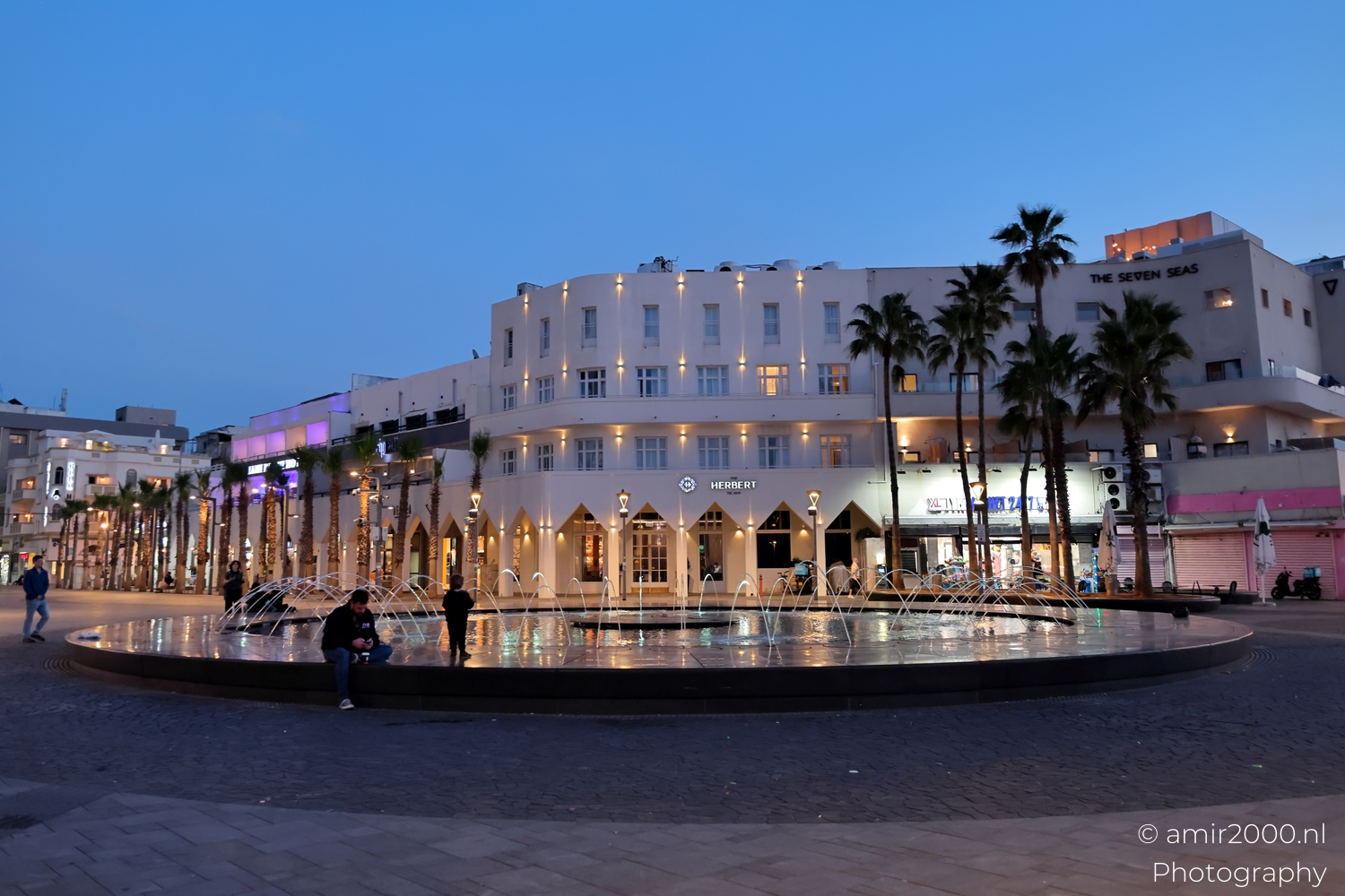 Cityscape Photography – Urban Vibes by Amir Darzi